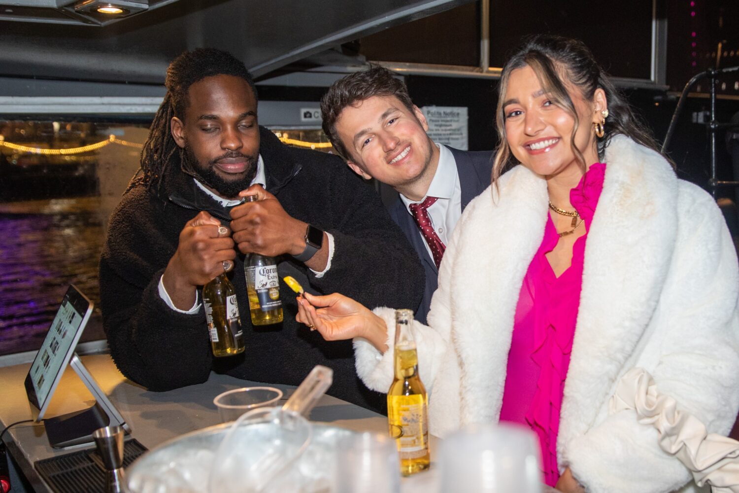 Best Drinking Boat Tours In London - Thames Party Boats