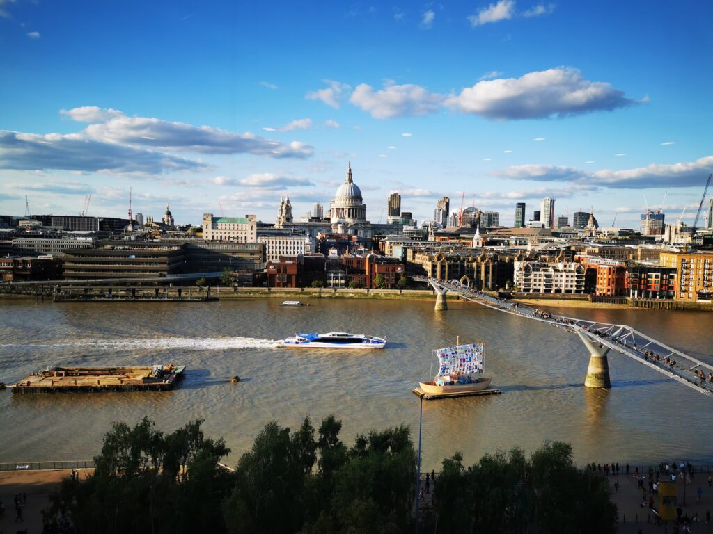 Iconic Landmarks along the Thames- Thames Party Boats